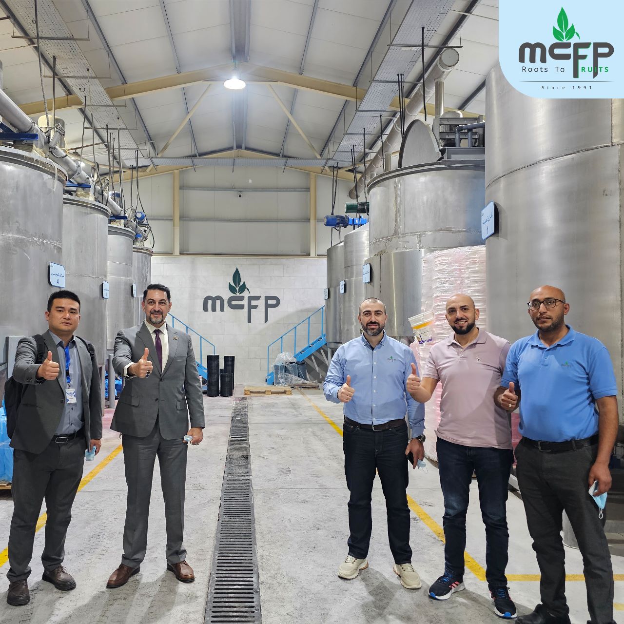 Receiving the new distributor from China